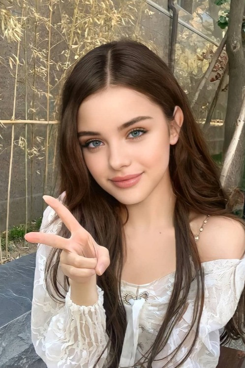 Emily Miss4ya